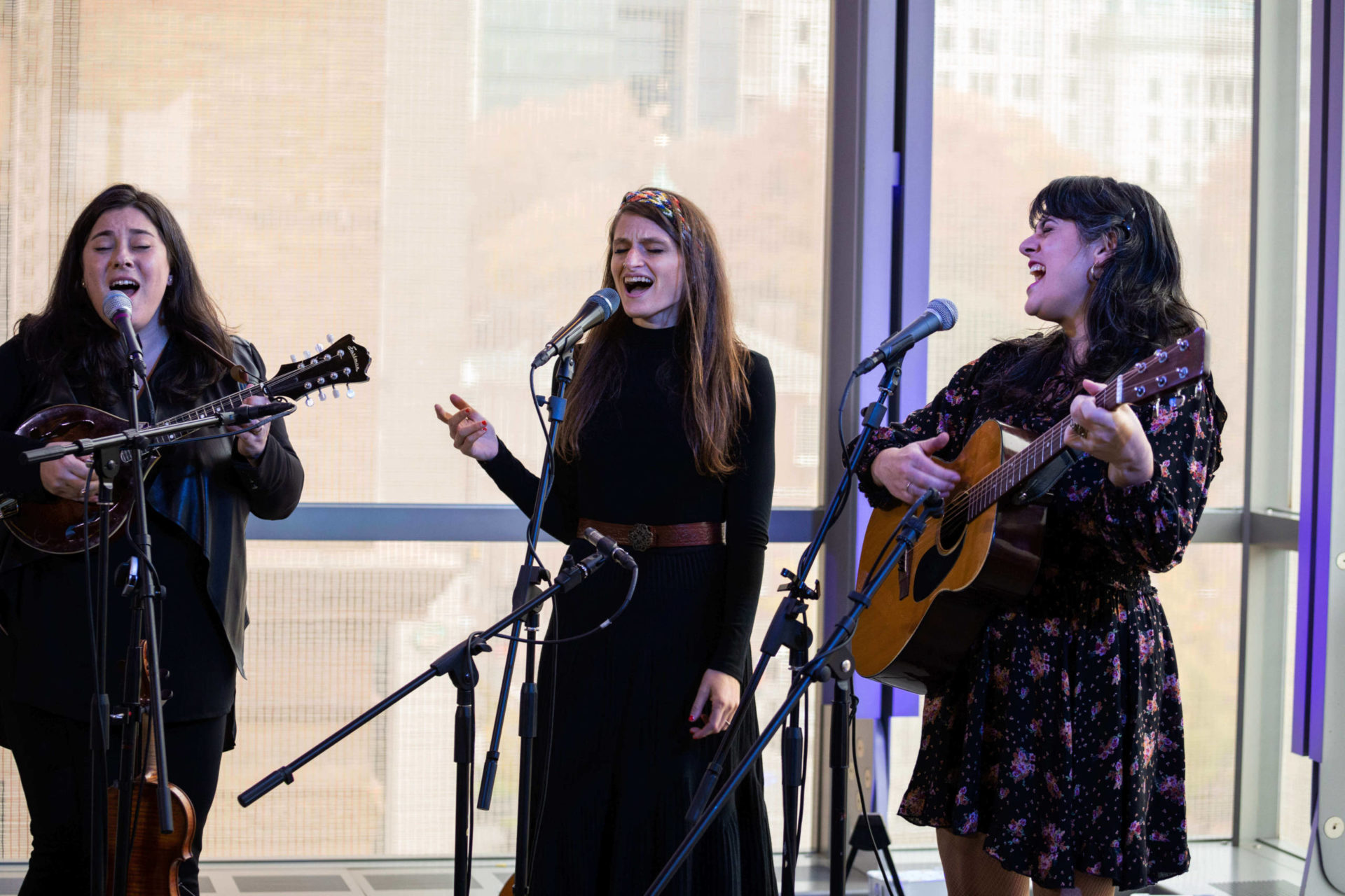 Secret Chord Concerts Premiere - New Moon Rising - The Weitzman